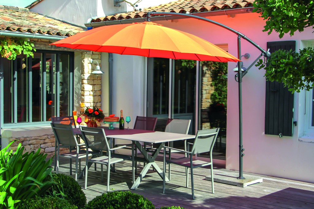 Parasols, tonnelles ou pergolas ? - Blog de Jardin Concept | Blog de ...